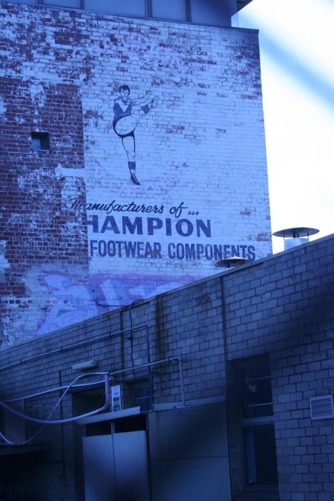 A short poem about ghostsigns | Melbourne Circle: stories from the suburbs